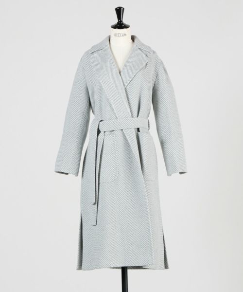 【LENOCI(レノーチ)】 ウールヘリンボーンロングコート｜PARIGOT ONLINE（パリゴオンライン）